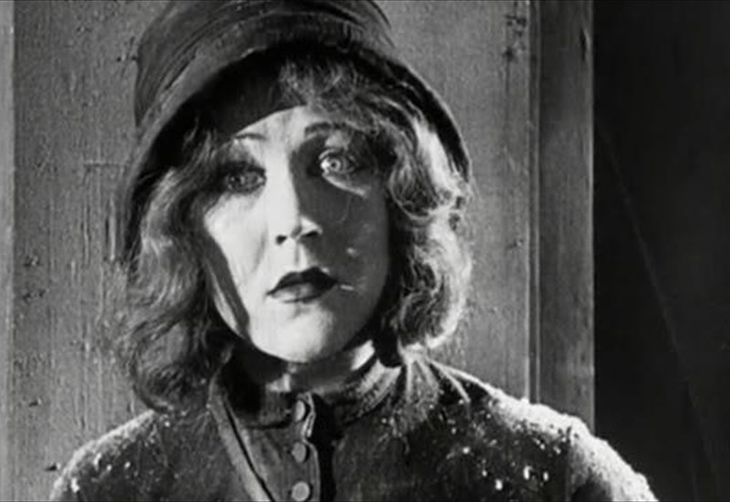 ΤΟ ΚΟΡΙΤΣΑΚΙ ΜΕ ΤΑ ΣΠΙΡΤΑ (1928) | Σινεμά | clickatlife