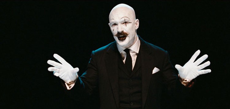 BRONSON (2008) | Σινεμά | clickatlife