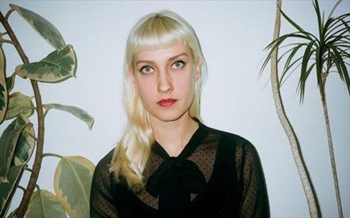 Η Molly Nilsson έρχεται στην Αθήνα μετά από δύο απανωτά sold out ...