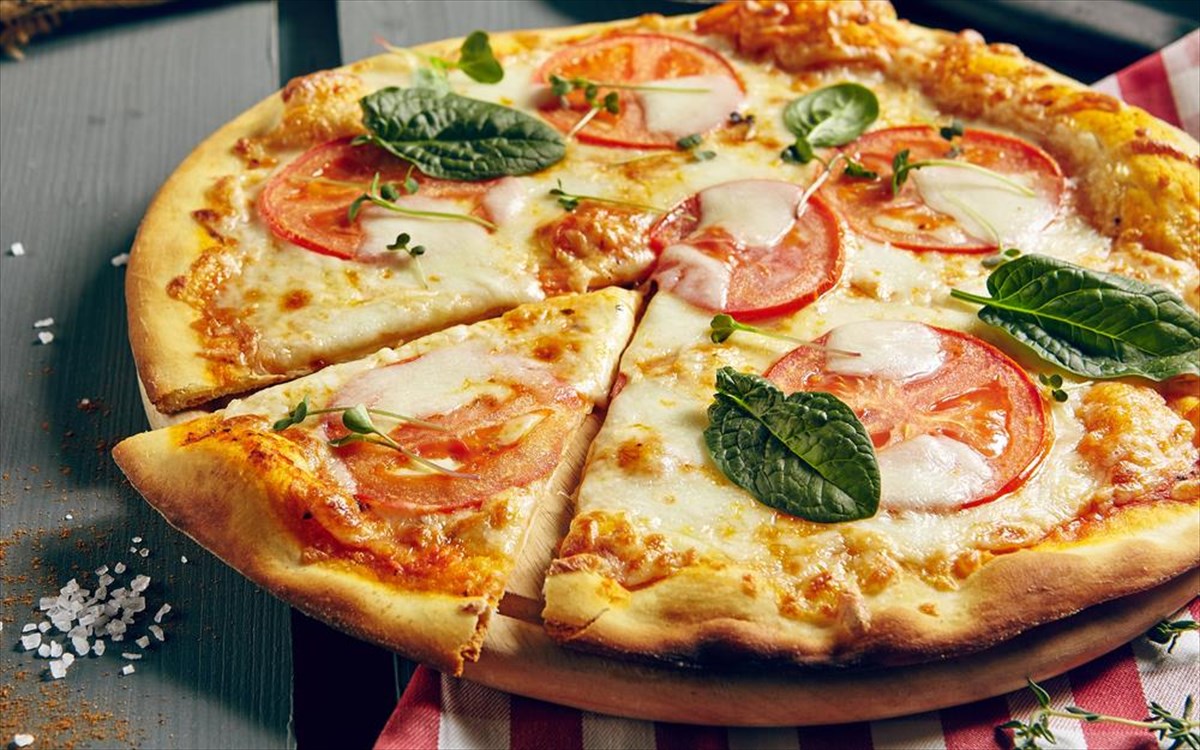 Έξι πράγματα που δεν ξέρατε για την αγαπημένη σας πίτσα | clickatlife