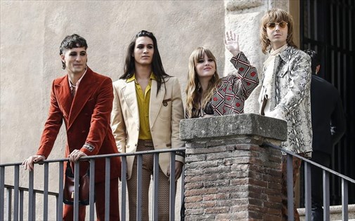 Οι Maneskin είναι το πρώτο ροκ συγκρότημα της Ιταλίας που κυριαρχεί στα ...