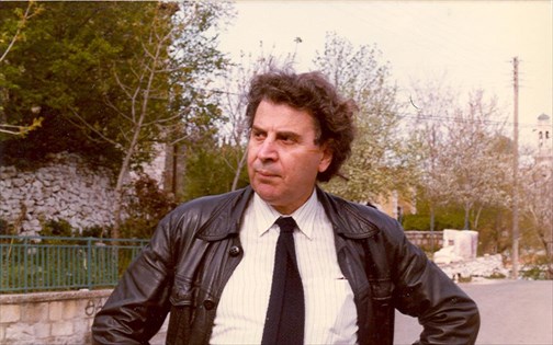 «Μίκης Θεοδωράκης-Η Αυτοβιογραφία»: η ζωή και το έργο του στην Cosmote ...