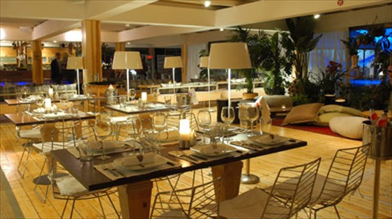 Balux Cafe The House Project: Το μικρό σπίτι στην... παραλία | clickatlife